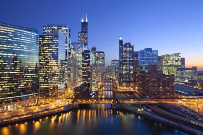 5 Safest Places To Stay When Visiting Chicago - Mapp International