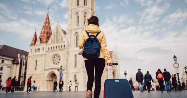 8 Reasons Why Traveling Abroad Is Important for Teenagers - Mapp ...